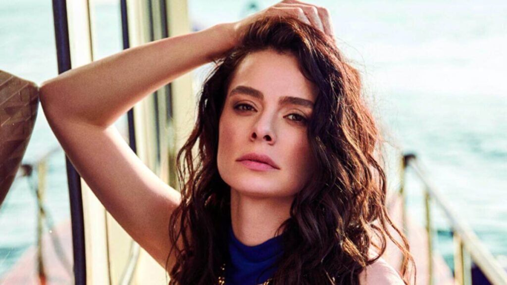 Before and After: Hande Ercel Plastic Surgery | Turkish Actors